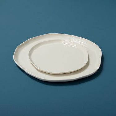 Tam Stoneware Flat Dinner Plate, Pearl, Set of 4 – Be Home