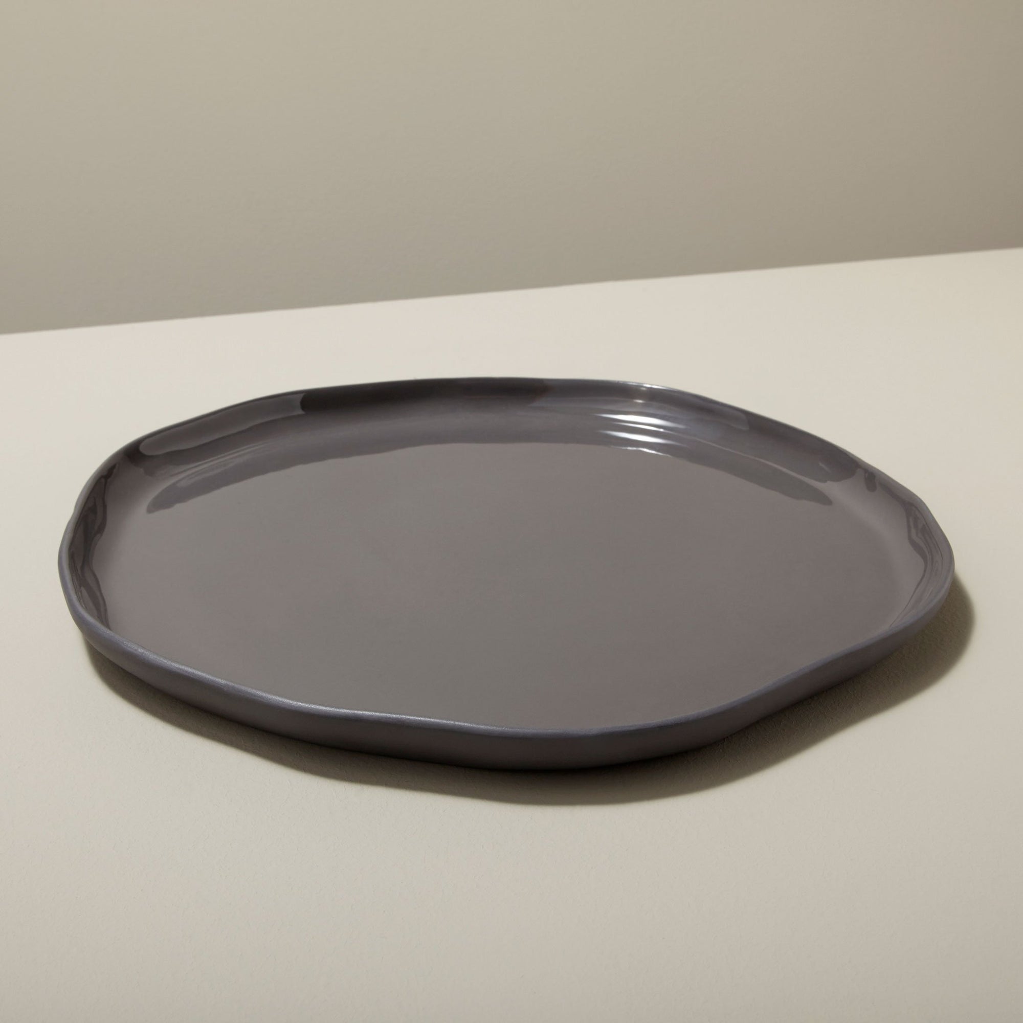 Tam Stoneware Flat Dinner Plate, Slate, Set of 4 – Be Home