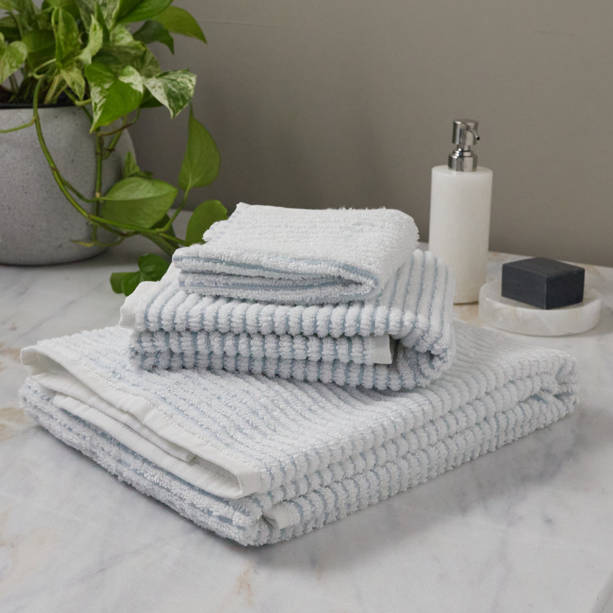 Sullivan Washcloth, Sterling Blue – Be Home